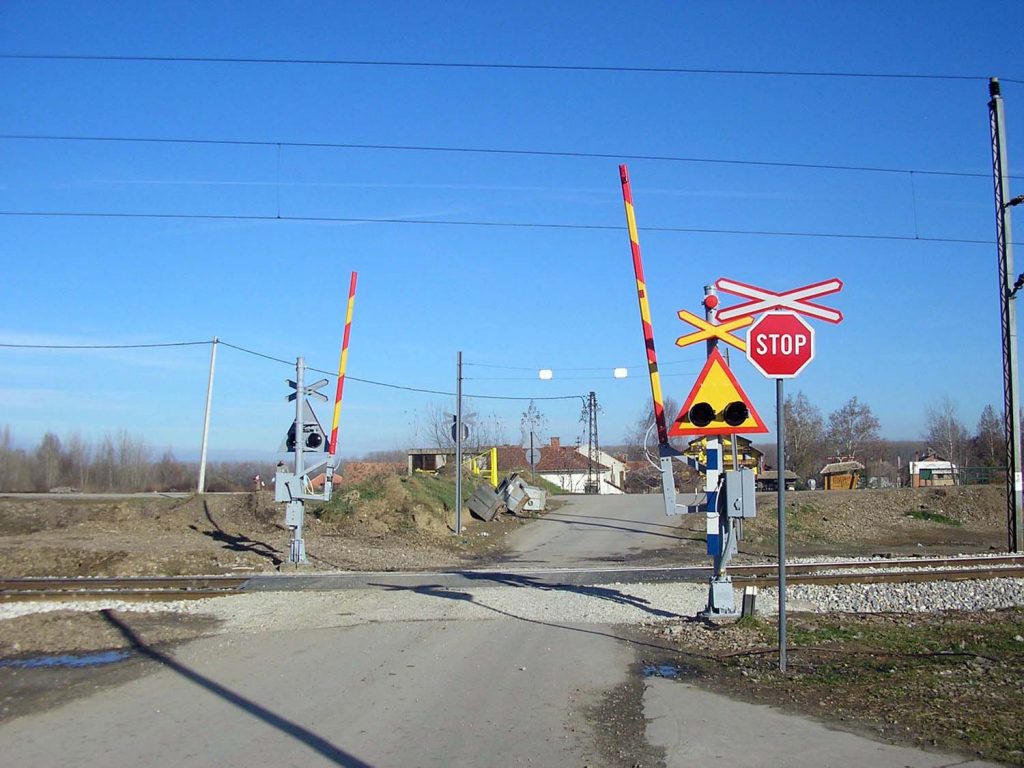 Sorompó került a Donje Međurovo-i vasúti kereszteződésbe | SZMSZ ...