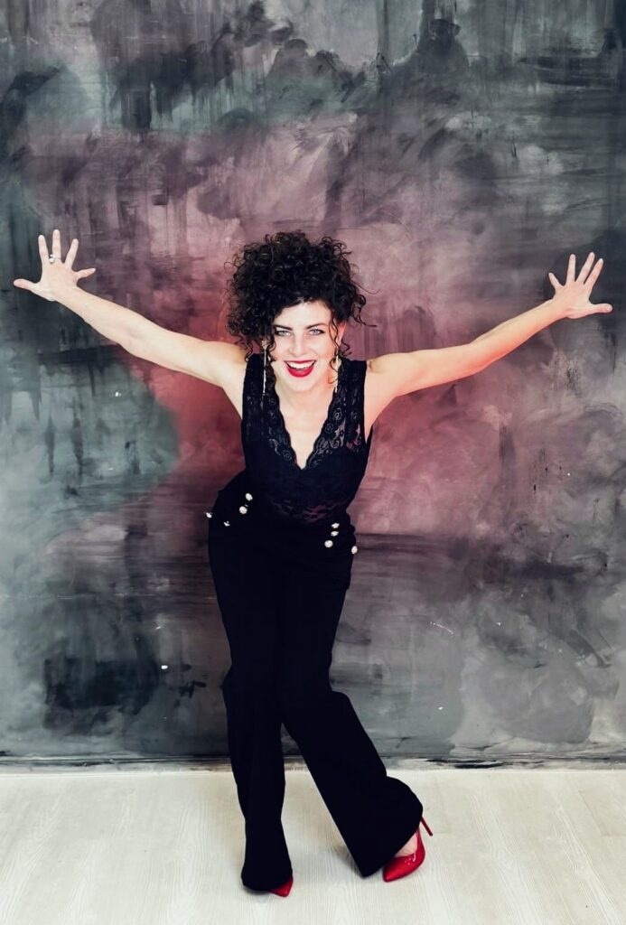 „Alkotni csak szabadon vagy sehogy” | SZMSZ (Szabad Magyar Szó)